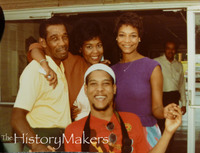 Roz Abrams's Biography